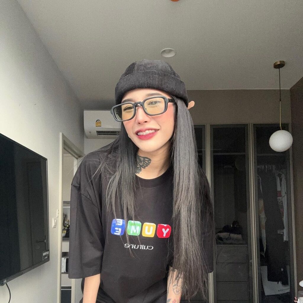 Cornne น้องคอนเน่ สาวสวย สายแฟชั่น กับผลงานเด็ดๆ สุดเซ็กซี่